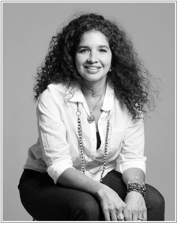 Karen Télio – Cento Wear